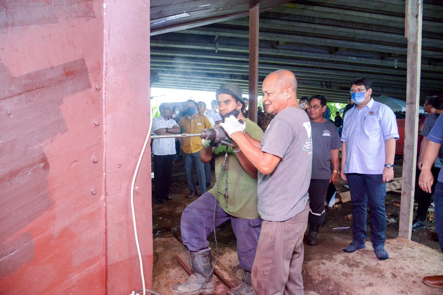 Sesi Turun Padang sempena Jelajah #Bajet2023 ke Industri Warisan ...