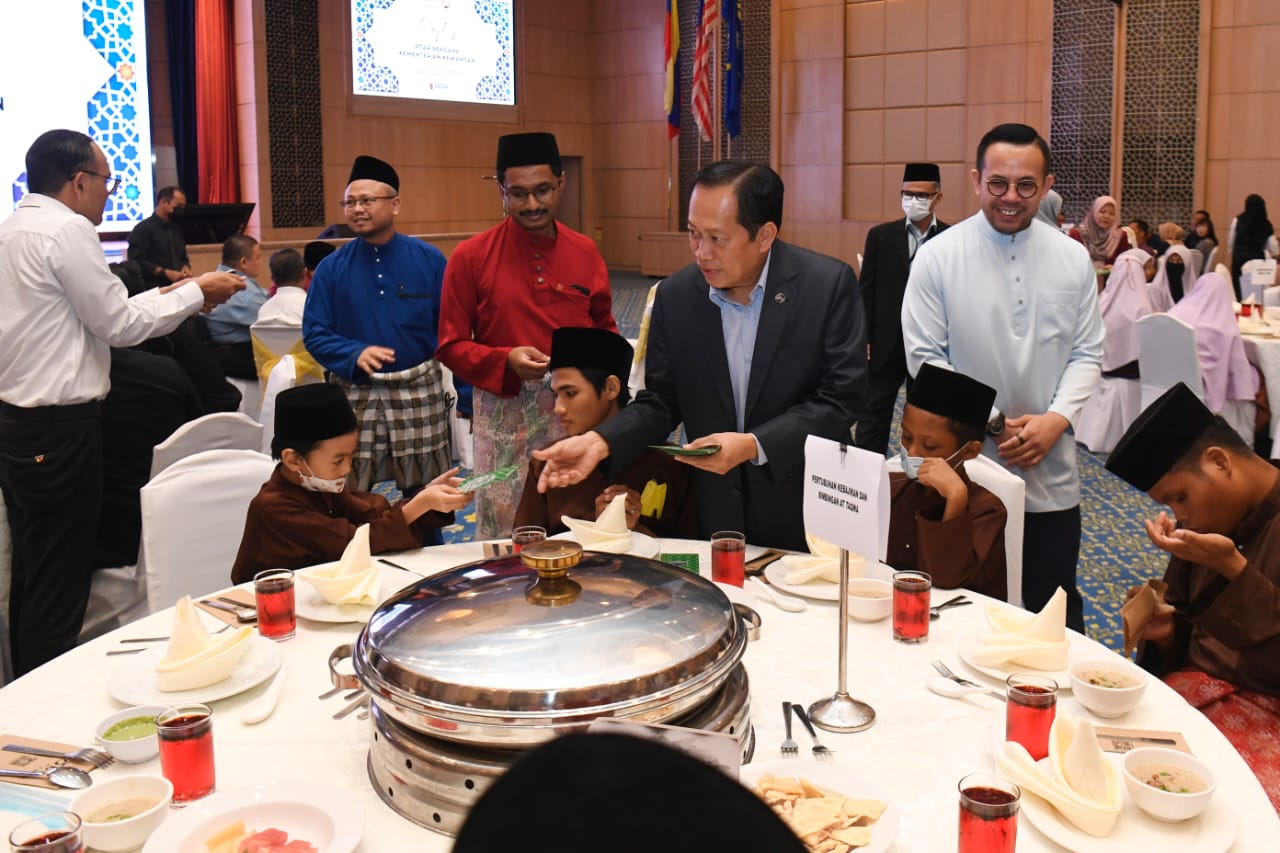 Majlis Iftar Perdana MOF