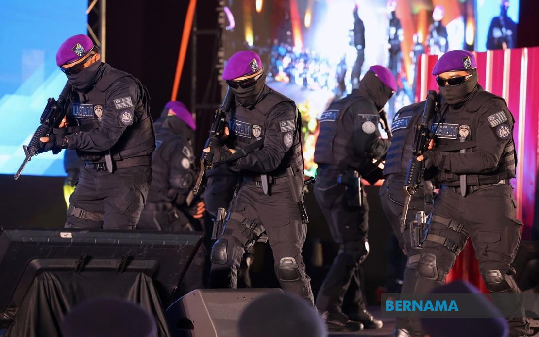 Anwar Confident JKDM Can Achieve Target Revenue Collection Of RM56 ...