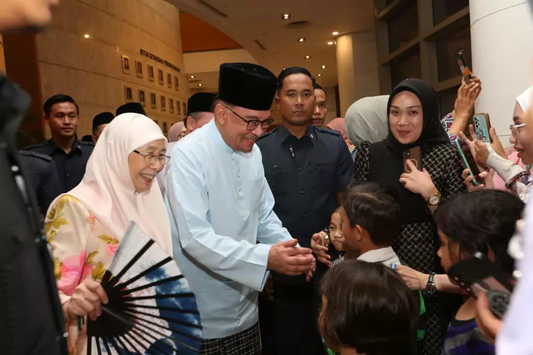 Majlis Hari Raya MADANI Kementerian Kewangan Meriah