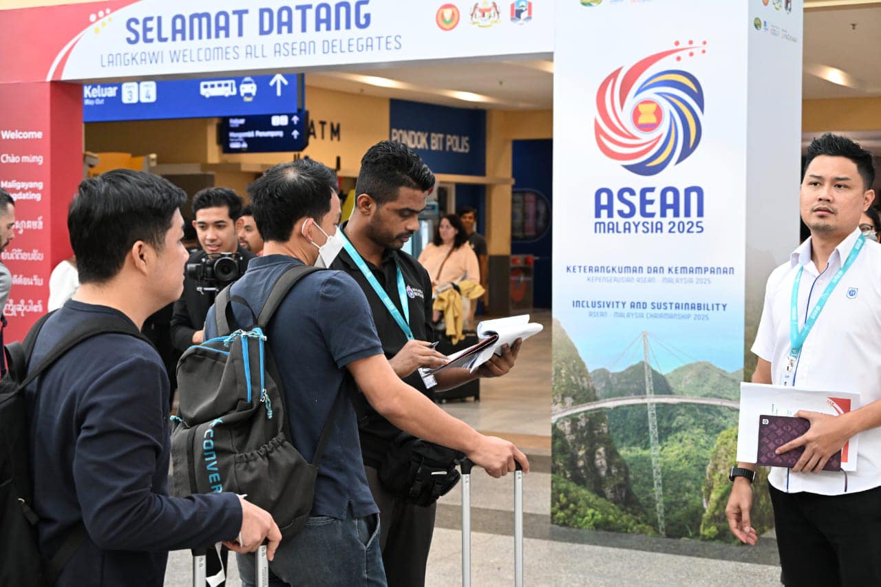 MOF mengalukan kedatangan delegasi ASEAN, China, Jepun dan Korea ke ...