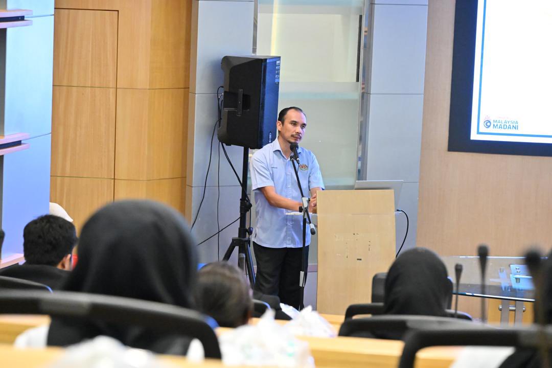Sesi Lawatan Akademik Oleh Menara International College, Perak